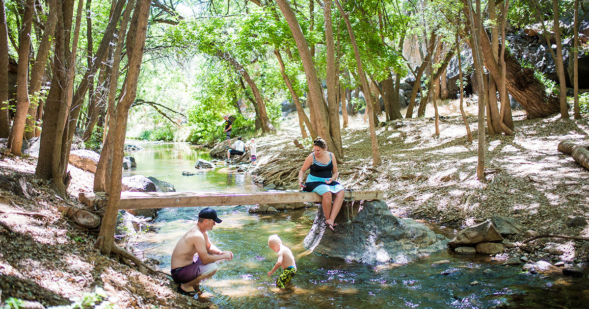 Premium Riverside Campsite - Veyo Pool